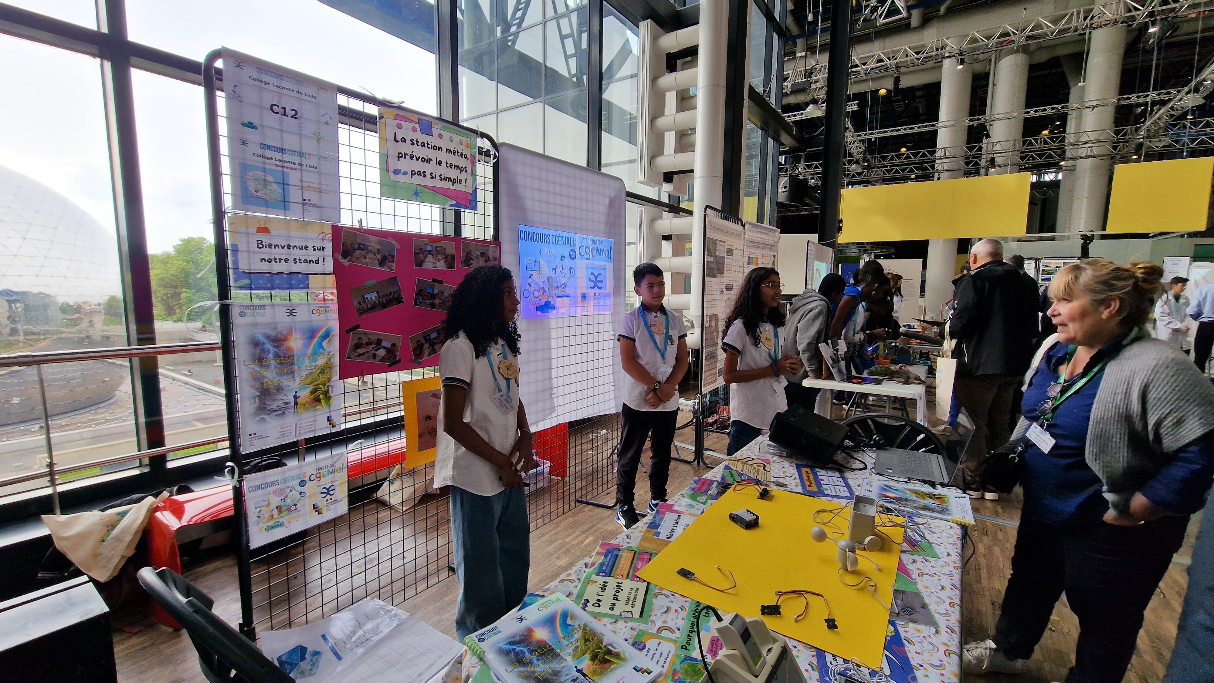 Concours C'Génial : une équipe du collège Leconte de Lisle distinguée ...